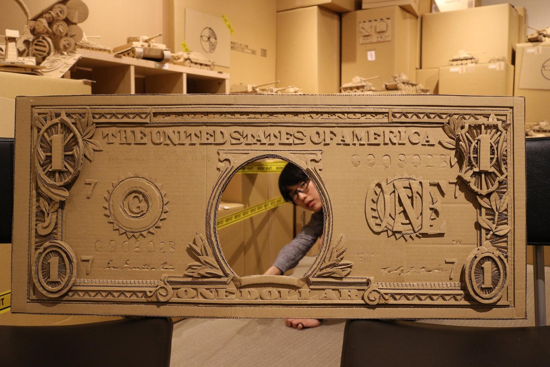 Monami Ohno, l'artista che trasforma il cartone in arte - Foto 1 di 10 ...