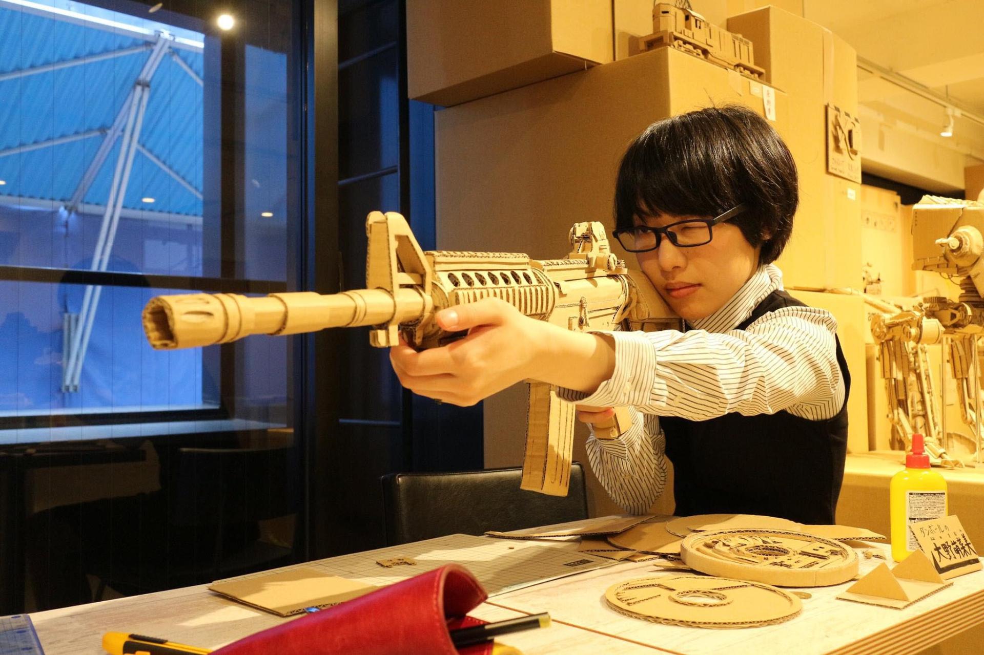 Monami Ohno, l'artista che trasforma il cartone in arte - Foto 1 di 10 ...