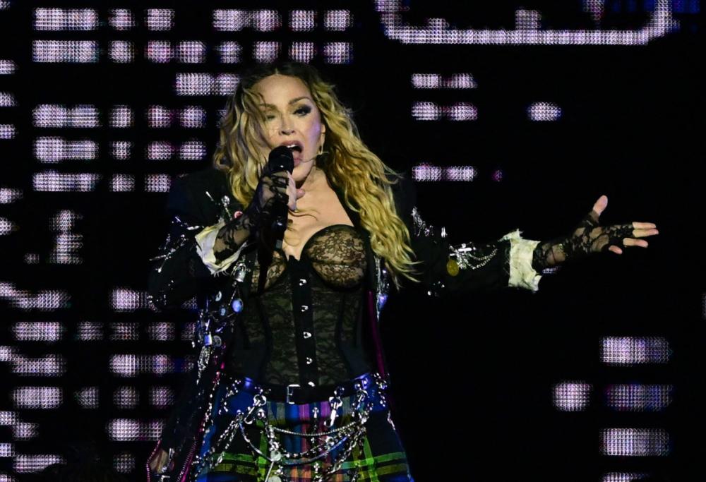 Madonna, la cover di “La bambola” di Patty Pravo: il testo - Radio 105