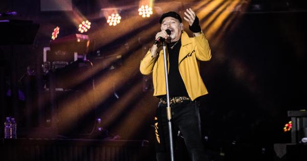 Vasco Rossi, un mese fa "Modena Park": il cantante festeggia e onora la ...