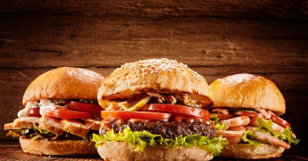 Mangiamo 17.000 calorie in più all'anno, colpa dei menu "supersize ...
