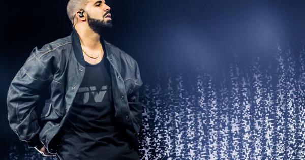 Drake difende alcune fan dalle molestie durante il suo show - Radio 105