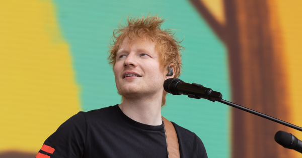 Ed Sheeran ha sofferto di binge eating e disturbi alimentari - Radio 105