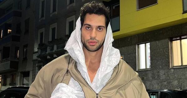 Mahmood ha svelato di essere tornato a vivere con la mamma - Radio 105