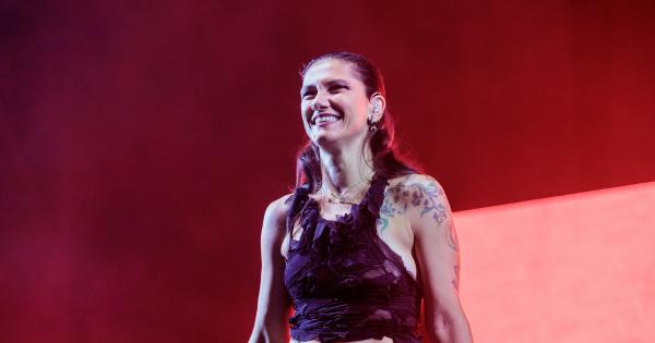 Elisa Tour 2025: scaletta e date dei concerti nei palasport - Radio 105