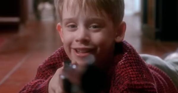 Macaulay Culkin: ecco com'è diventato oggi Kevin McCallister - Radio 105
