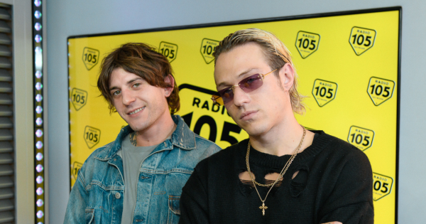 Lo show di Rkomi & Irama: un crossover tra brani da solisti, hit ...