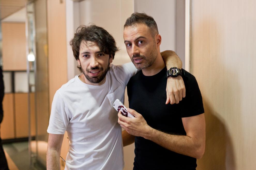 Paura e delirio nei corridoi di Radio 105 - Foto 1 di 16 - Radio 105