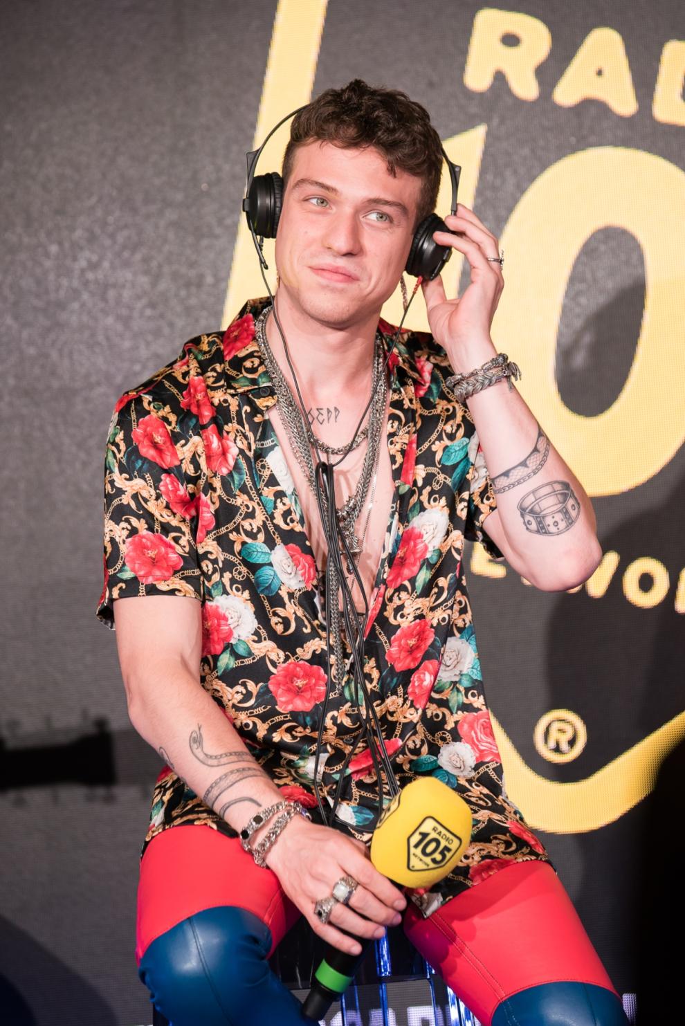 Irama a 105 Mi Casa: le foto dello showcase - Foto 1 di 33 - Radio 105